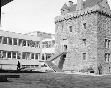 23446594-Merchiston Tower, the 15th century home of the Napier family ...