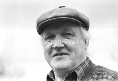 22664709-Scottish sculptor George Wyllie, January 1989. - National ...