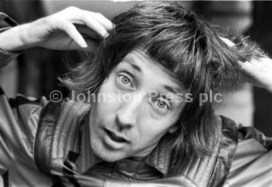 22700451-American stand-up comedian Emo Philips was appearing in ...