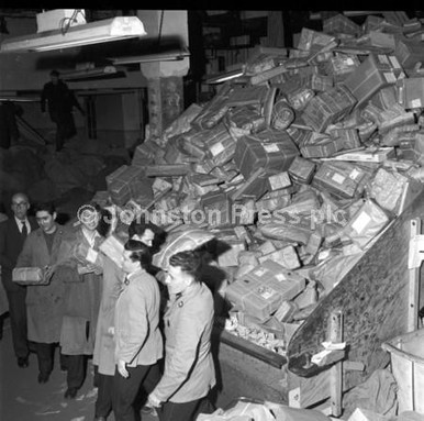 23461042-Christmas mail - parcels - in the sorting office at the GPO in ...