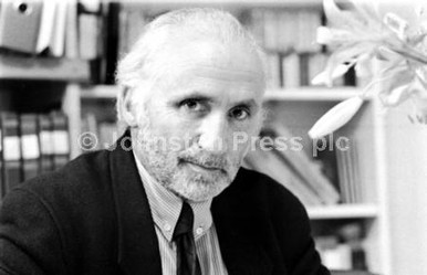 22701310-Edinburgh artist and gallery owner Richard Demarco in August ...
