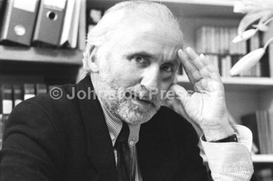 22701311-Edinburgh artist and gallery owner Richard Demarco in August ...