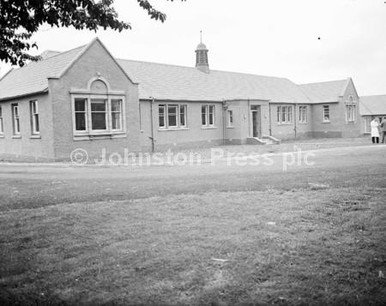 20879352-Moredun Institute and Parasitology Department Exterior of ...