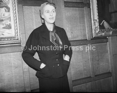 20879891-Miss Hazel Armour - Sculptor - National World | Newsprints