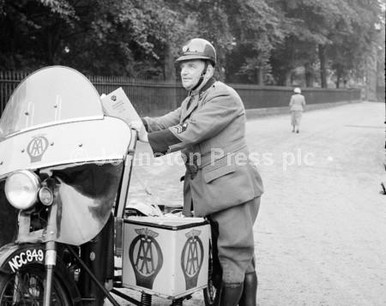 20919079-Mr J William? Bull - Longest serving AA patrolman in Scotland ...