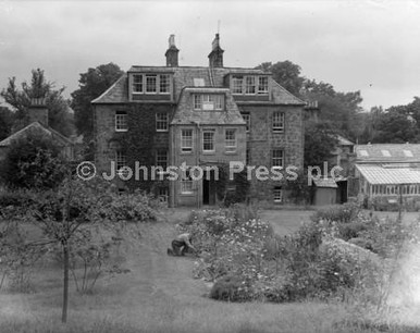 20919136-Auchendinny House and garden Ayrshire - Open to public under ...