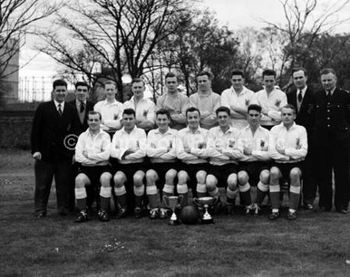 20919256-Edinburgh City Police Football Team - National World | Newsprints