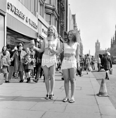 20233949-Two girls taking part in the Edinburgh Students Charities ...