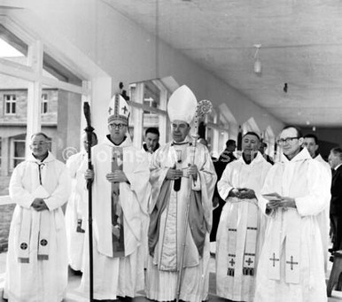 20234720-Cardinal Gordon Gray Cardinal Gray visits Nunraw Abbey near ...