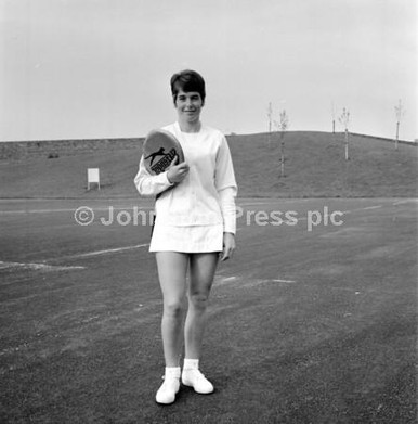20235003-Scottish tennis player Winnie Shaw in October 1970. - National ...