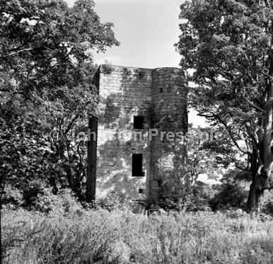 20236080-The exterior of Cramond Tower in Edinburgh in September 1971 ...