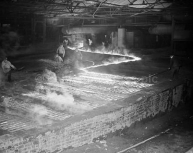 19997783-Carron Iron Works - Falkirk - Bicentenary - A blast furnace ...