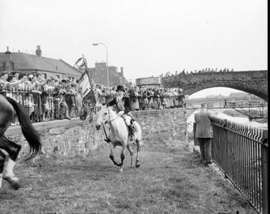 19998112-Musselburgh honest town festival - The Common Riding - The ...