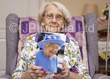 39425430-100 year old Mabel Ash. Picture Scott Merrylees - National ...