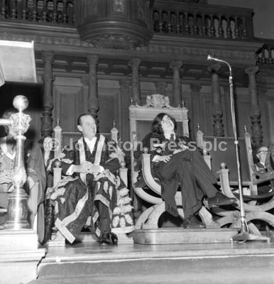 20242053-Prince Philip with Gordon Brown when he hands over as ...