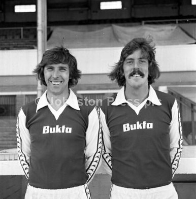 20243453-Hibs football team photo-call from July 1977 - George Stewart ...