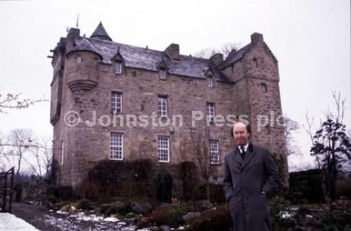 22560489-Sir Nicholas Fairbairn QC Nicky Fairbairn outside Fordell ...