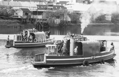 22576963-The last two Govan ferries sailing down the River Clyde from ...