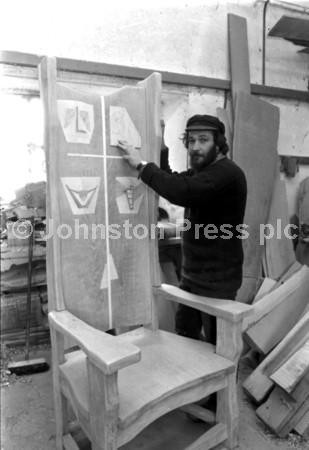 22619781-Furnituremaker Tim Stead made the chair Pope John Paul II ...