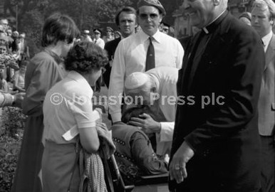 22619891-Pope John Paul II meets some of the handicapped patients of St ...