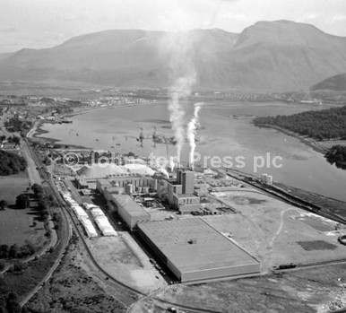 20364769-An aerial view of the pulp mill at Fort William - Iconic Media ...