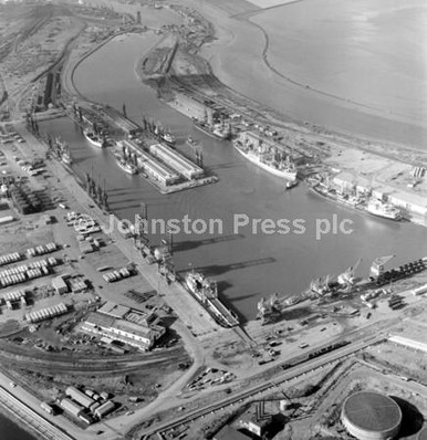 20364916-An aerial view of Grangemouth Docks - National World | Newsprints