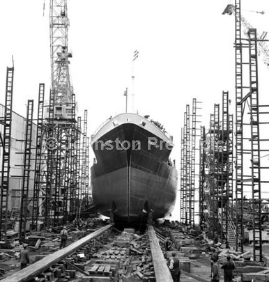 20365241-A view of the 3,800 ton oil tanker Port Tudy at the Robb Yard ...
