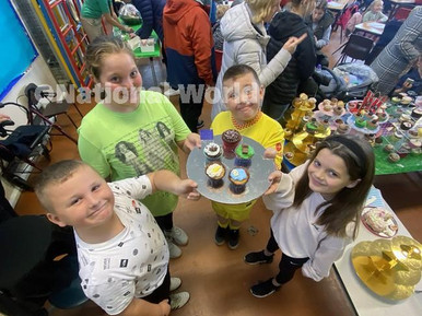 39576147-Pupils left to right Jake, Scarlette, Jackson and Isla with a ...