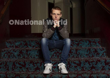 39580860-PIC LISA FERGUSON 05 10 2022 Lewis Gribben - actor - National ...