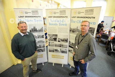 39585654-Libraries Are For Everyone; 08 10 2022; Grangemouth; Library ...