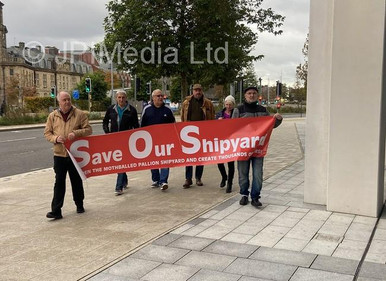 39586870-She Our Shipyard protesters Bobby Snowdon, Tom Peverley ...