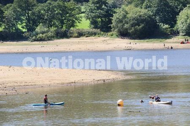 39537732-Green Flag award Coombs Reservoir - Iconic Media Group ...