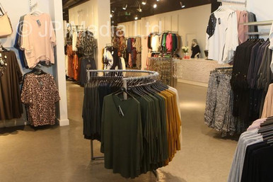 39599964-Zu-Lu Boutique opening - Iconic Media Group | Newsprints