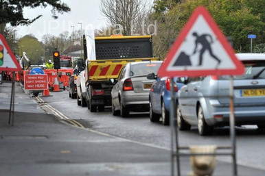 39602754-Gridlock in Chichester, as traffic lights on Westhampnett Road ...