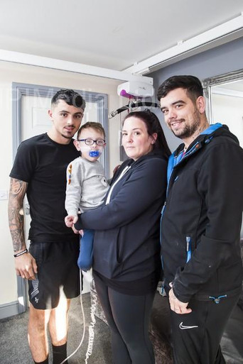 39607600-Callum Cushing, left, who is doing the three peaks to raise ...