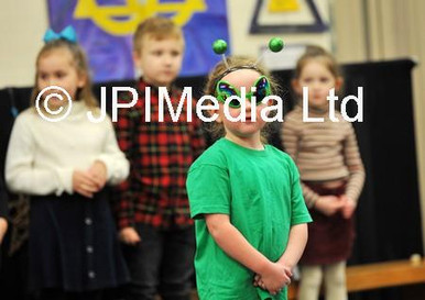 39297891-WIGAN - SCHOOL NATIVITY - 09-12-21 - Year Two pupils perform ...