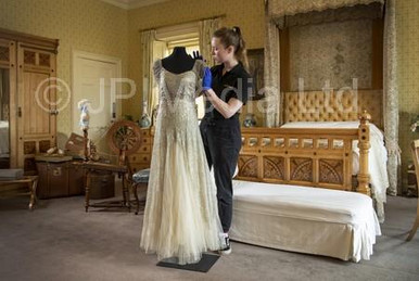 39404217-YP MAGAZINE APR 16 WHAT SHALL I WEAR 30 March 2022 ...