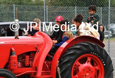 39098577-Photo Neil Cross; Much Hoole classic car show - - National ...