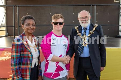 39509766-Lady Mayoress Marie Costa with Max Ross and Cllr Hugh Mason ...