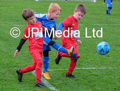 39213921-Pictures Martin Bostock. Kids football match of week, Lytham ...