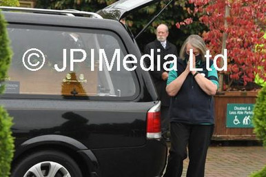 39150176-Photo Neil Cross; The funeral of Eddie Topping MBE - National ...