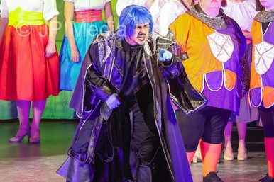 39616364-Robin Hood, Dobbie Hall 21 11 22 production by Larbert Musical ...