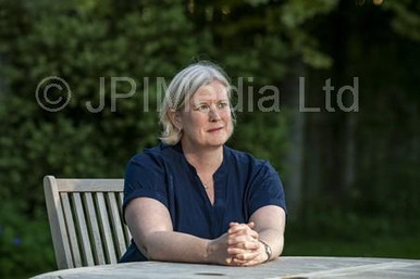 39007687-9 June 2021. . . . . Professor Cath Noakes is on the Sage committee which advises the ...