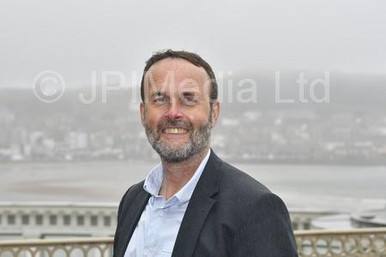 39028504-Scarborough Business Awards Judges. . . Steve Bambridge at the ...