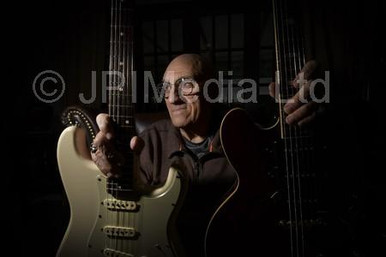 39242518-Eric Lee who played with the Aces back in the Beatles era ...