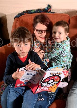 39200929-Robyn Sharp pictured with Eva aged 3 and Leo aged 6. , from ...
