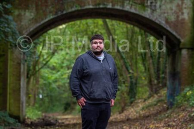 39208179-Date: 20th October 2021. Picture James Hardisty. Sam Huck, of ...