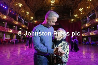 38117964-101-year-old Jean Harling revisits Blackpool Tower, having ...