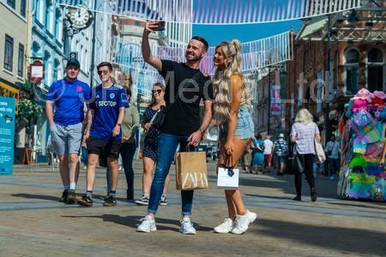 39108440-Date: 7th September 2021. Picture James Hardisty. Members of ...