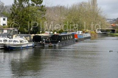 38941310-The Leeds Liverpool canal at Rodley, Leeds. stock - National ...